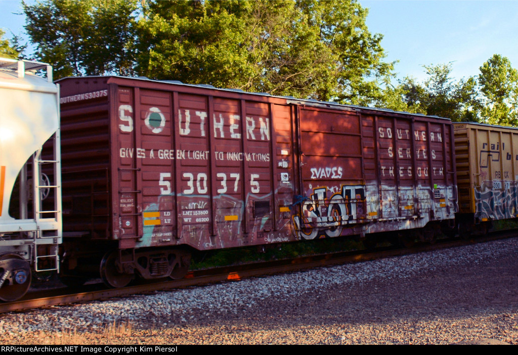 SOU 530375 "Green Light" Boxcar